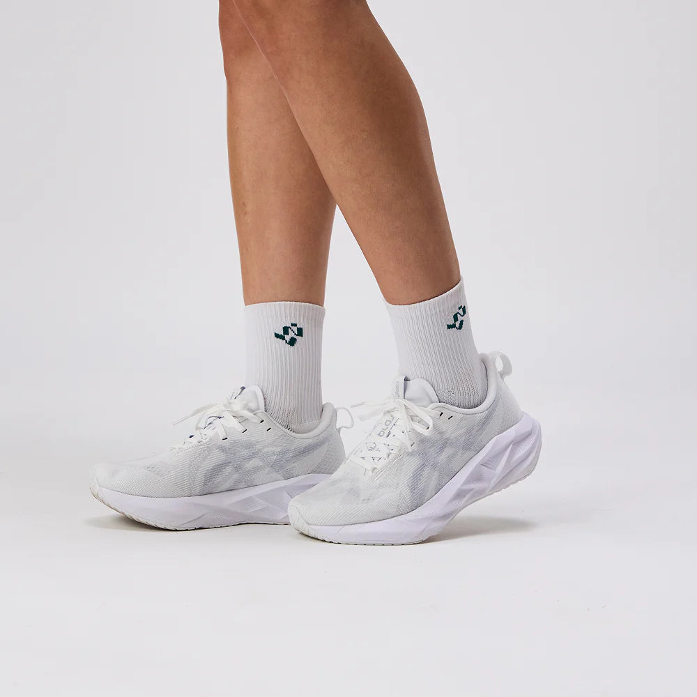 Bandit Running - Cushion Run Quarter Socks (2-Pack) - White with Pine – Haven Surf